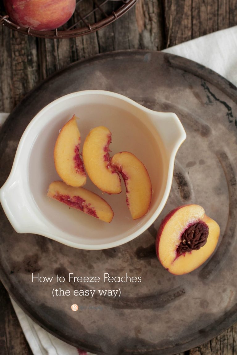 How to Freeze Peaches (the easy way) - Live Simply