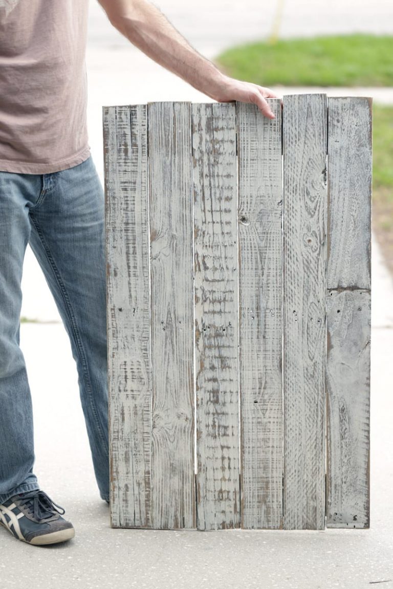 How to Make a DIY Photography Board - Live Simply