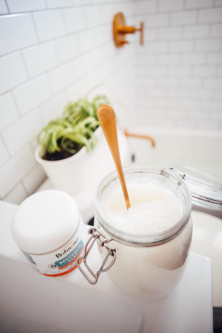 How to Make a Homemade Detox Bath - Live Simply