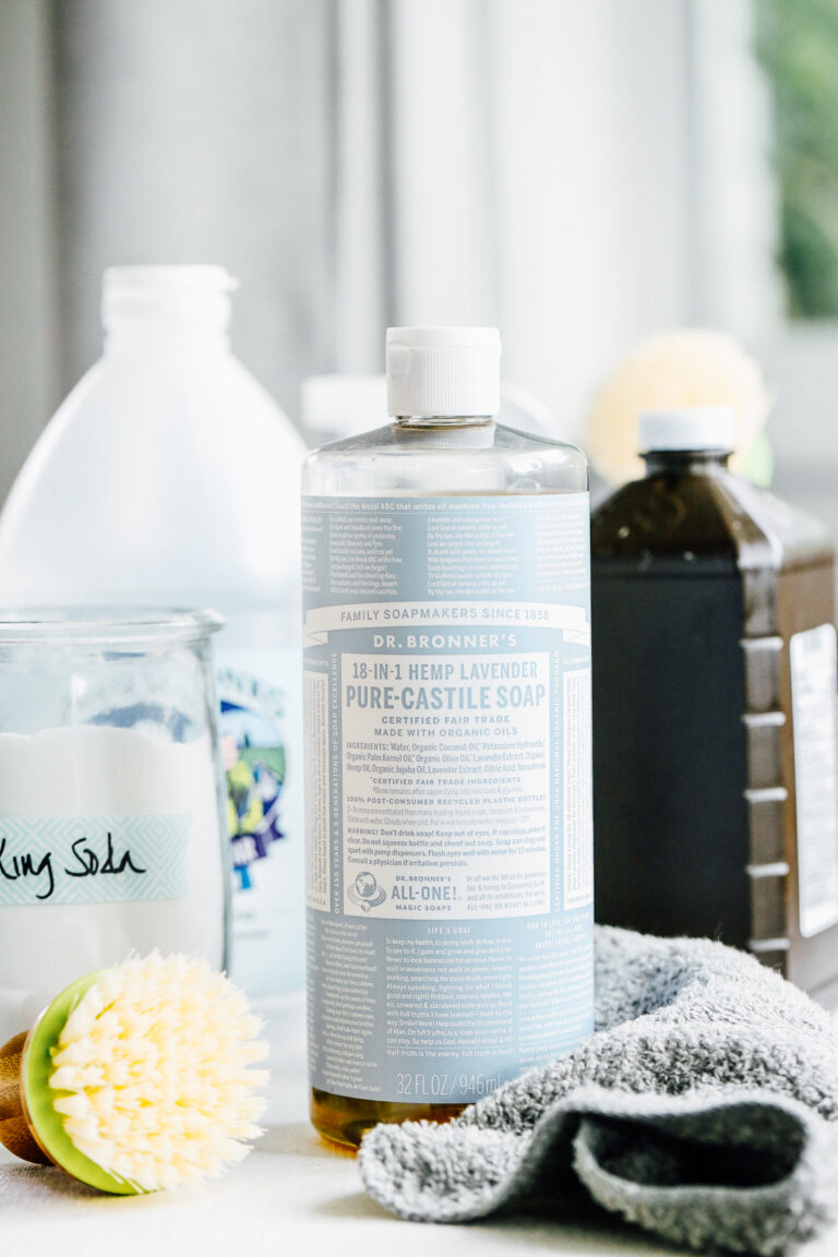 How to Make The Best Non-Toxic Natural Bathroom Cleaners - Live Simply