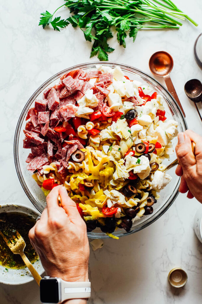 Zesty Italian Pasta Salad (Easy & Quick Recipe)