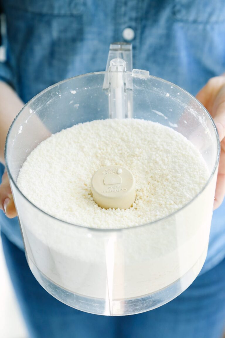 DIY Homemade Powder Laundry Detergent (3 Ingredients) - Live Simply